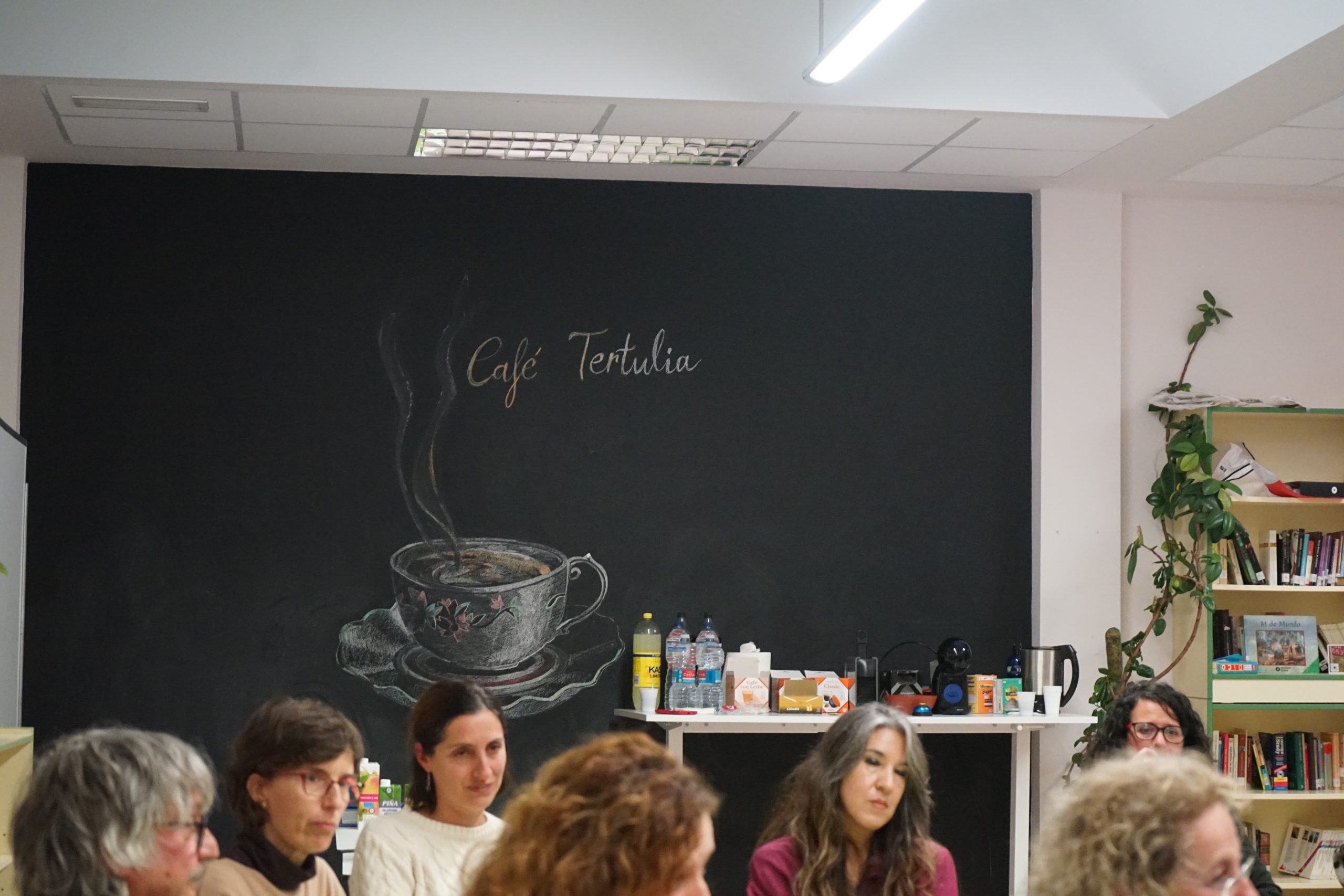 Tertulia con aroma a café – I.E.S. SAN ALBERTO MAGNO